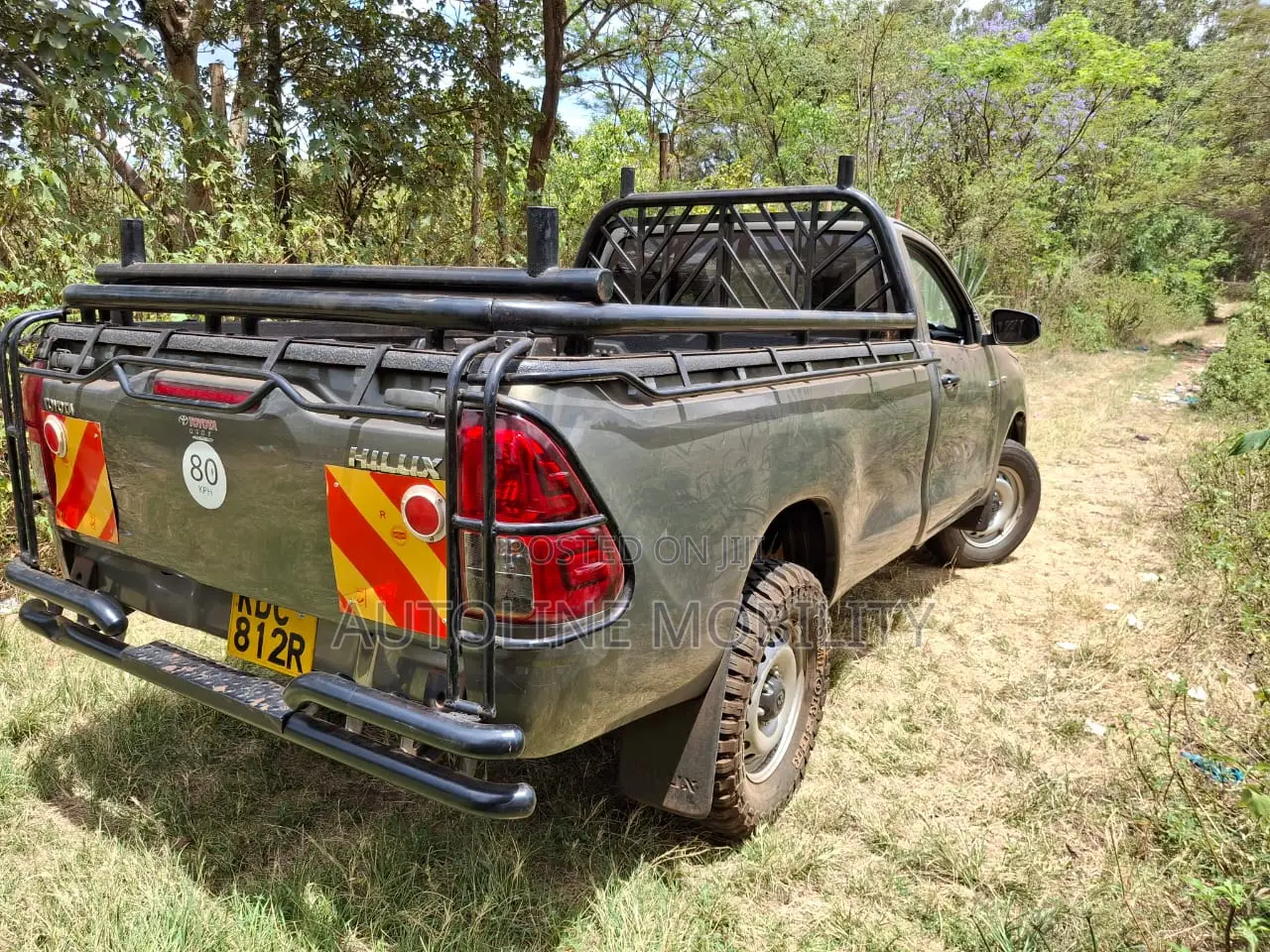 Toyota Hilux 2021 Gray - Autoline Mobility Solutions
